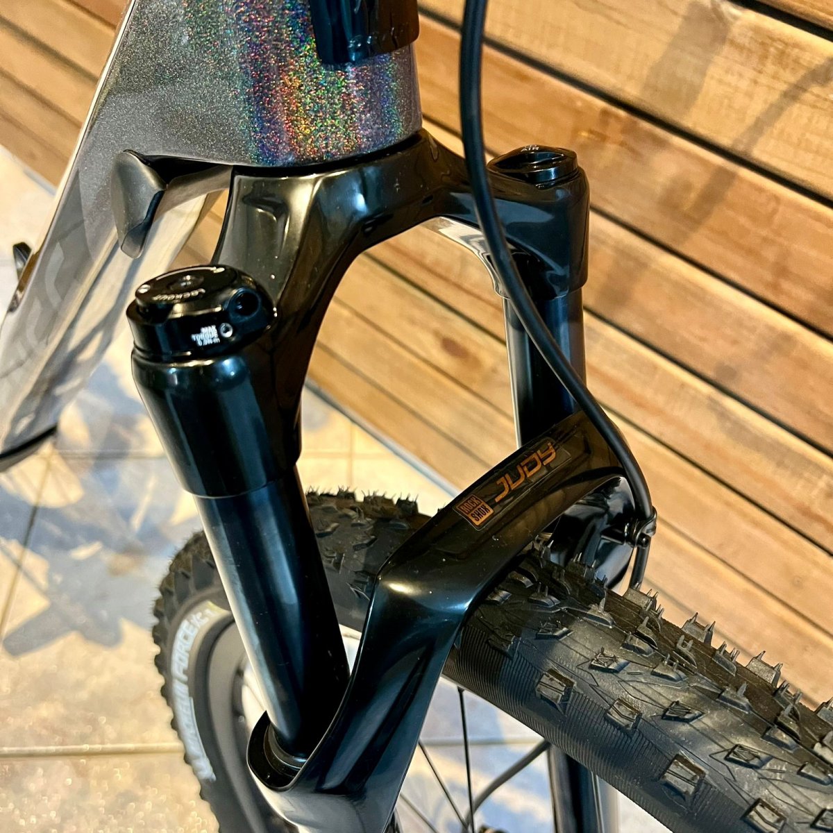 Comprar Bicicleta Impact Carbon Pro Shimano Deore 12v (Cinza e Dourado ...