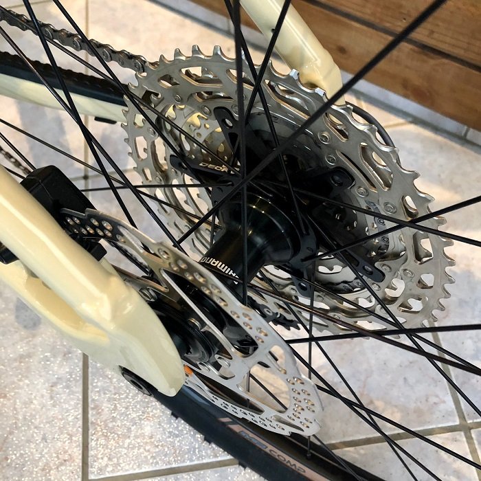 Comprar Bicicleta Impact Comp Shimano Deore 12v (Creme e Marrom ...