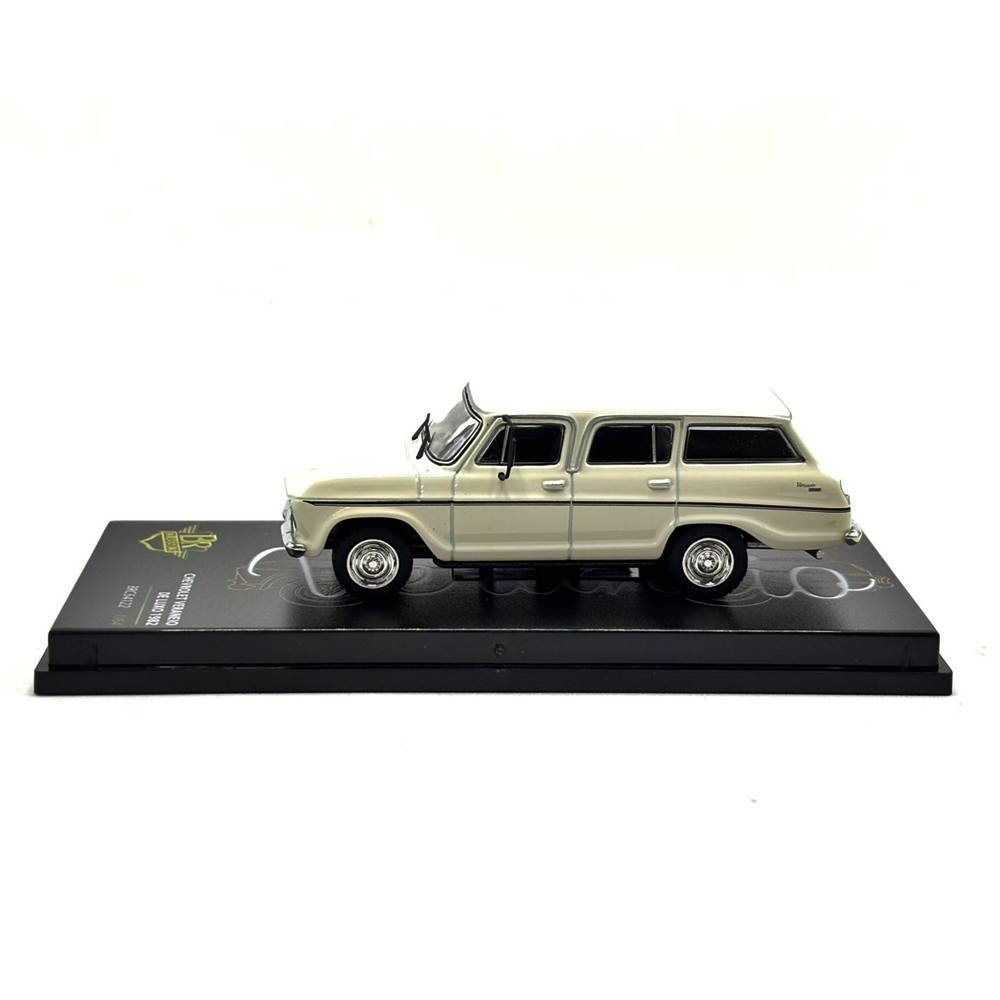 Miniatura Carro Chevrolet Veraneio de Luxo (1982) - Series 9 - Bege - 1 ...