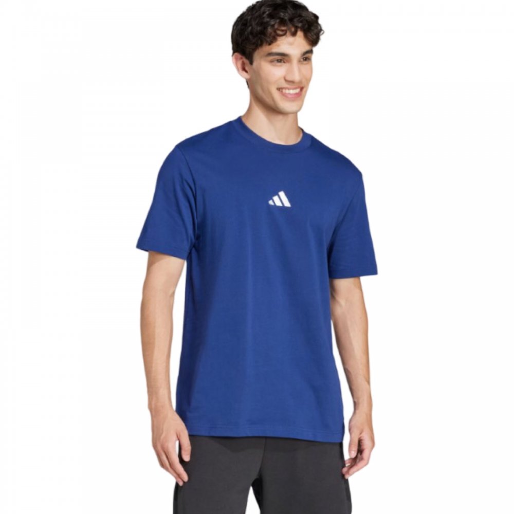 Camiseta Adidas Essentials Small Logo Masculina | Casaviva Esportes
