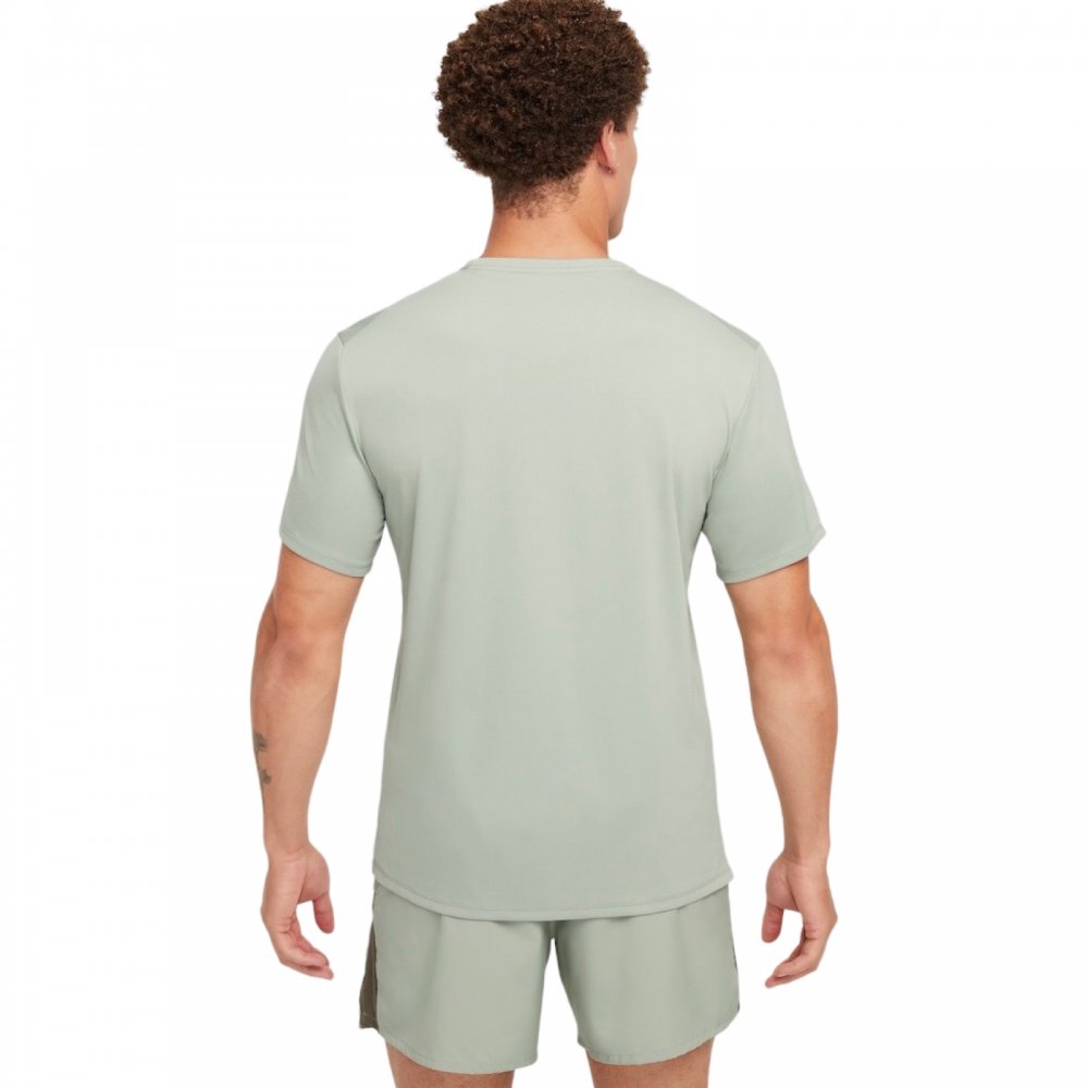 Camiseta Nike Dri-FIT Miller Masculina | Casaviva Esportes