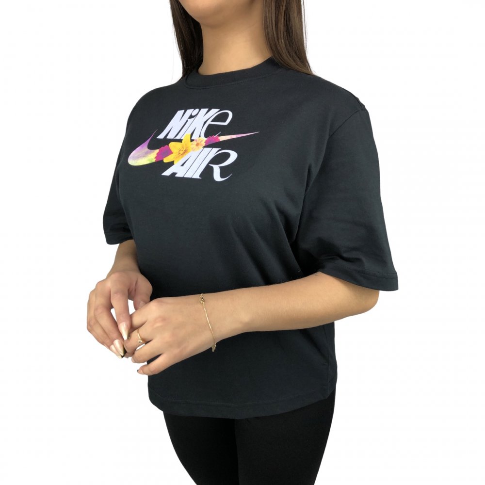 Camiseta Nike Swoosh Flower Feminina - Original | CasaViva Esportes