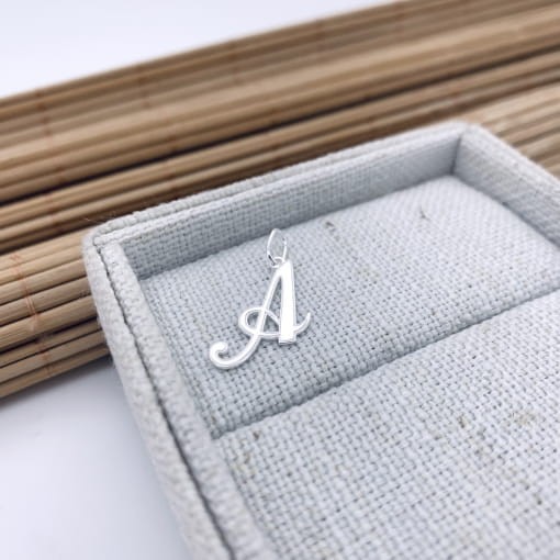 PINGENTE LETRA MANUSCRITO PEQUENO Z