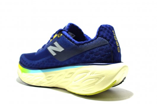 Tênis New Balance M1080n14