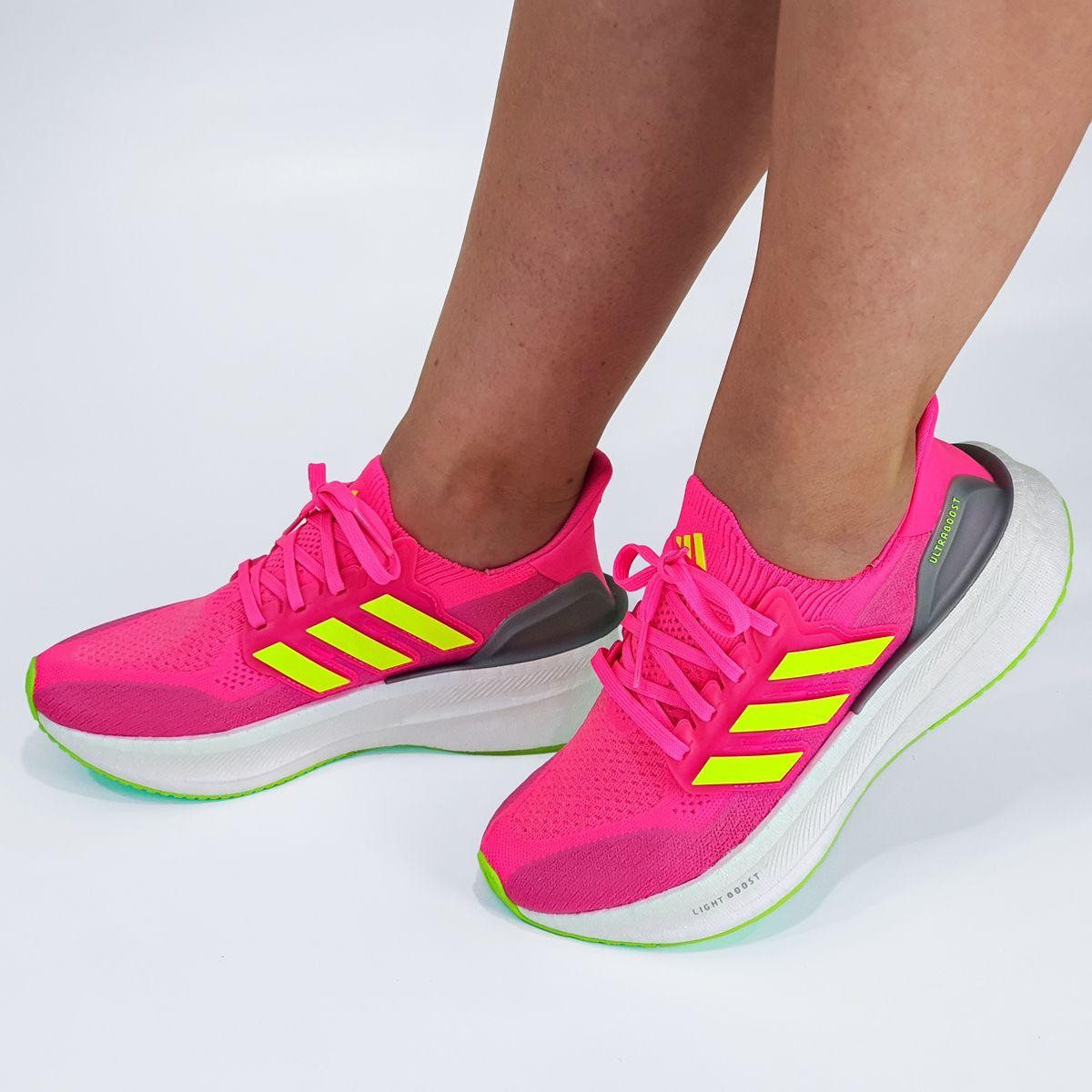 Tênis Adidas Feminino Ultraboost 5 Corrida | Margil Calçados