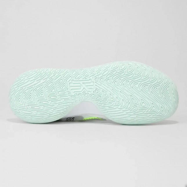 Nike Tenis Kyrie Flytrap V