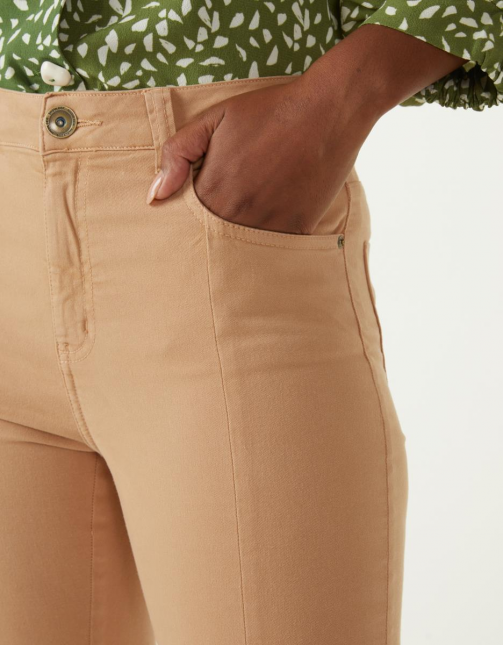 Calça Camel Shoulder