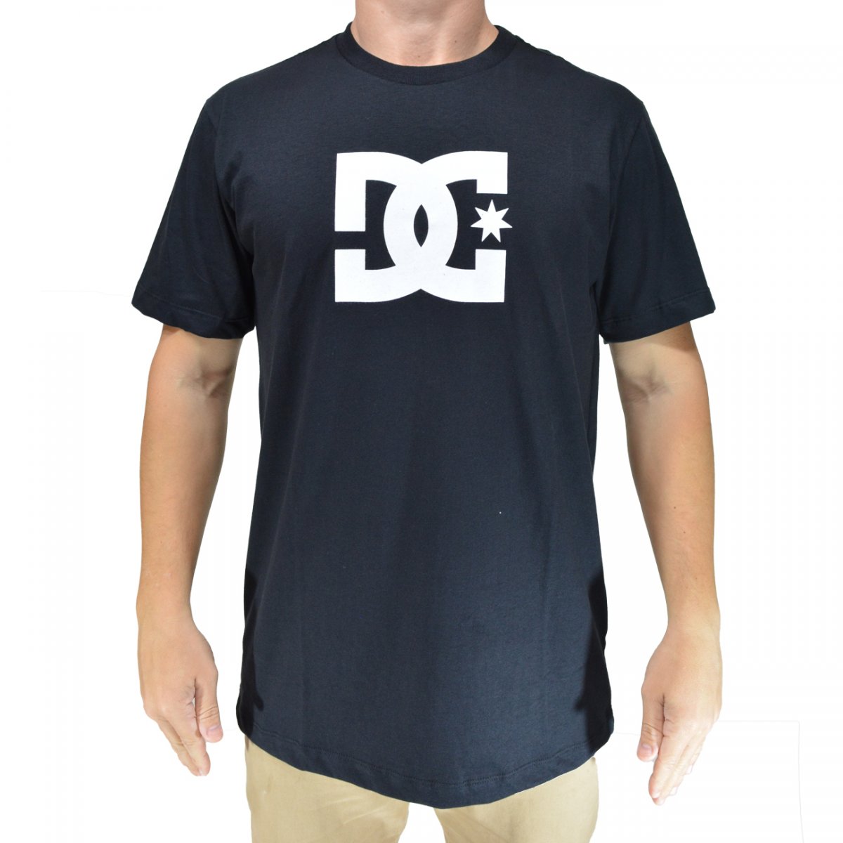 Camiseta DC Star D471A0222 - Preto - Chuteira Nike, Adidas. Sandálias ...