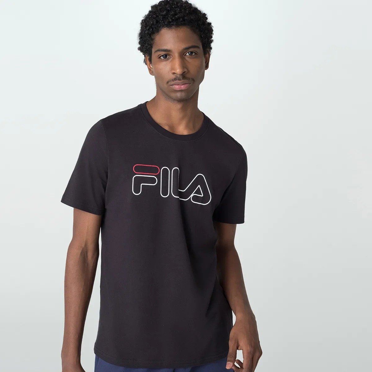 Camiseta Fila Letter Outline 1157939 - Preto/Branco/Vermelho - Chuteira ...