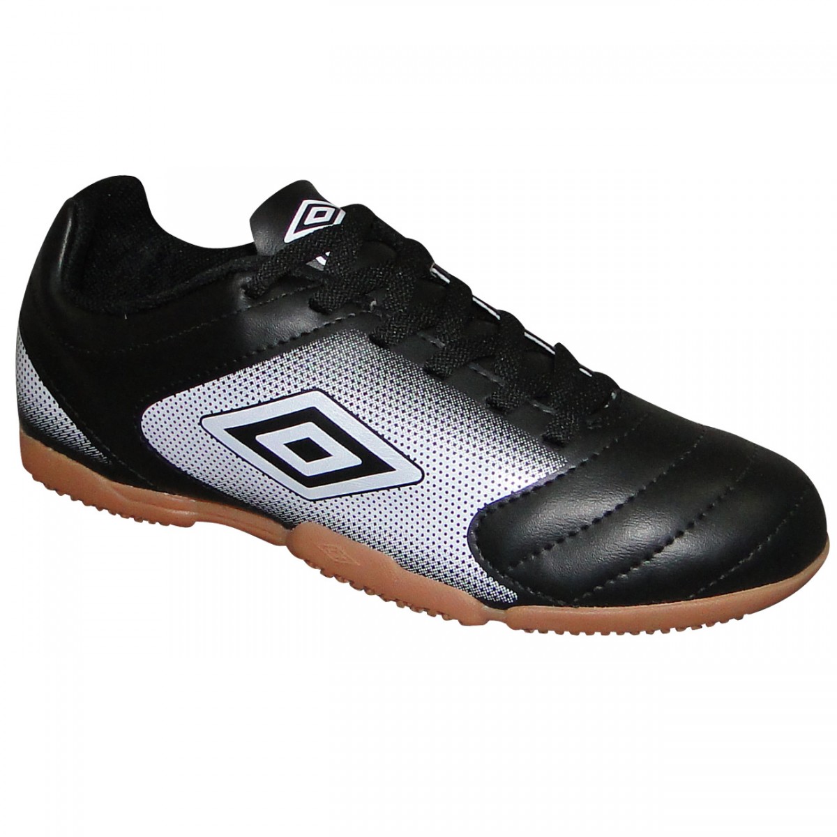 Tenis Umbro Striker 2013 505731 - PRETO/BRANCO/PRETO - Chuteira Nike ...