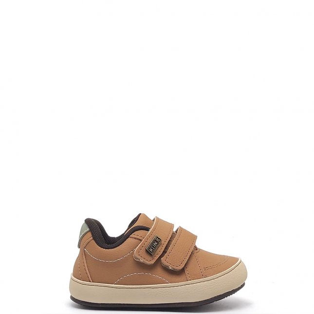 Compre diversas opções de TÊNIS na Sapataria do Pedro