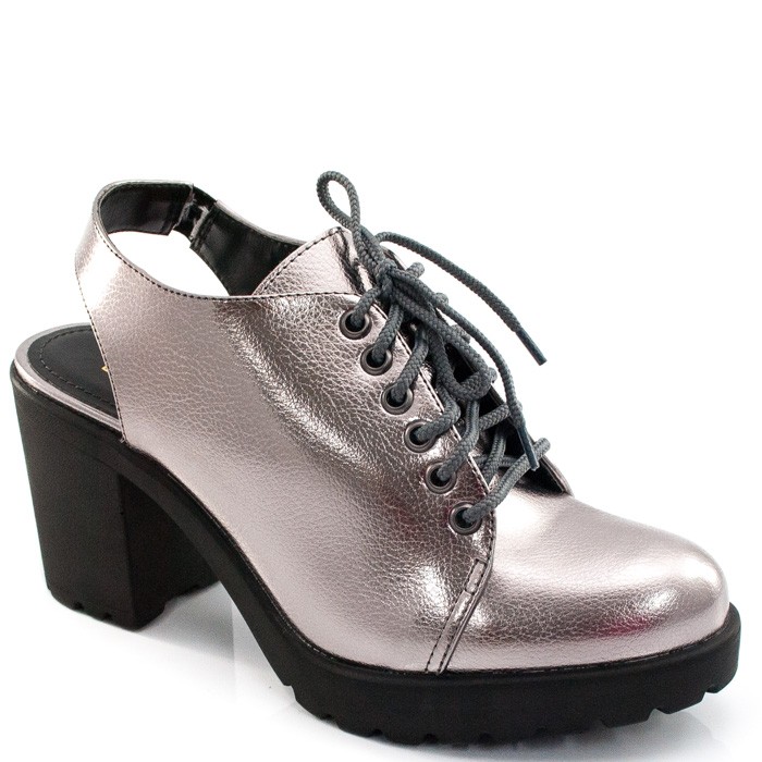 Ankle Boot Metalizada e Tratorada Offline 20501 - Prata | Sapato Show