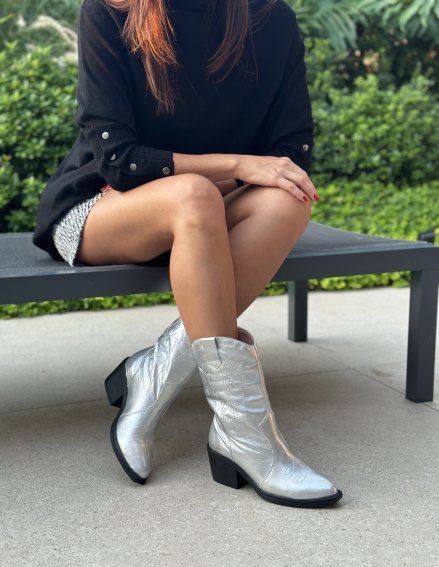 Bota em Couro Western Prata