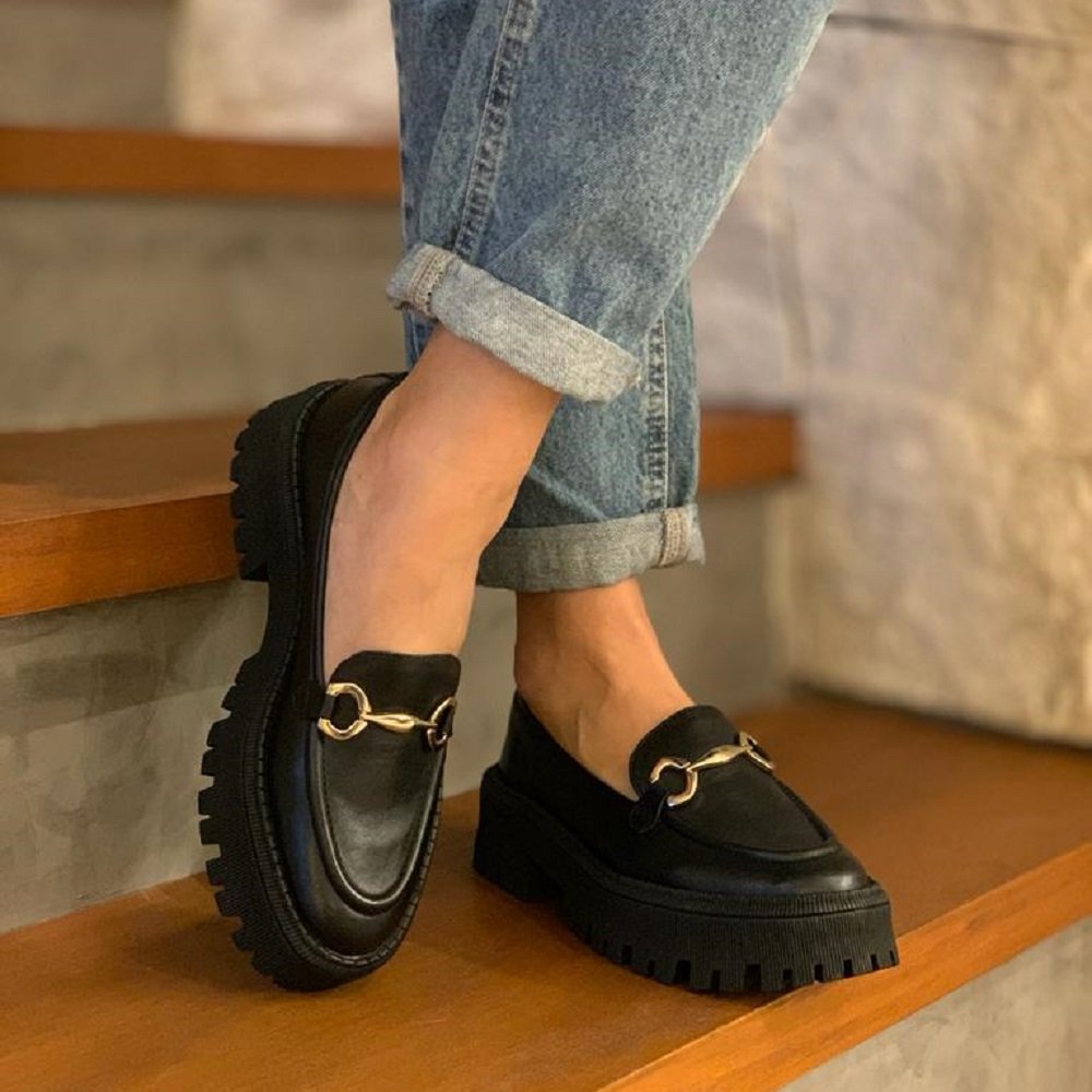 Mocassim em Couro com Solado Tratorado Arezzo