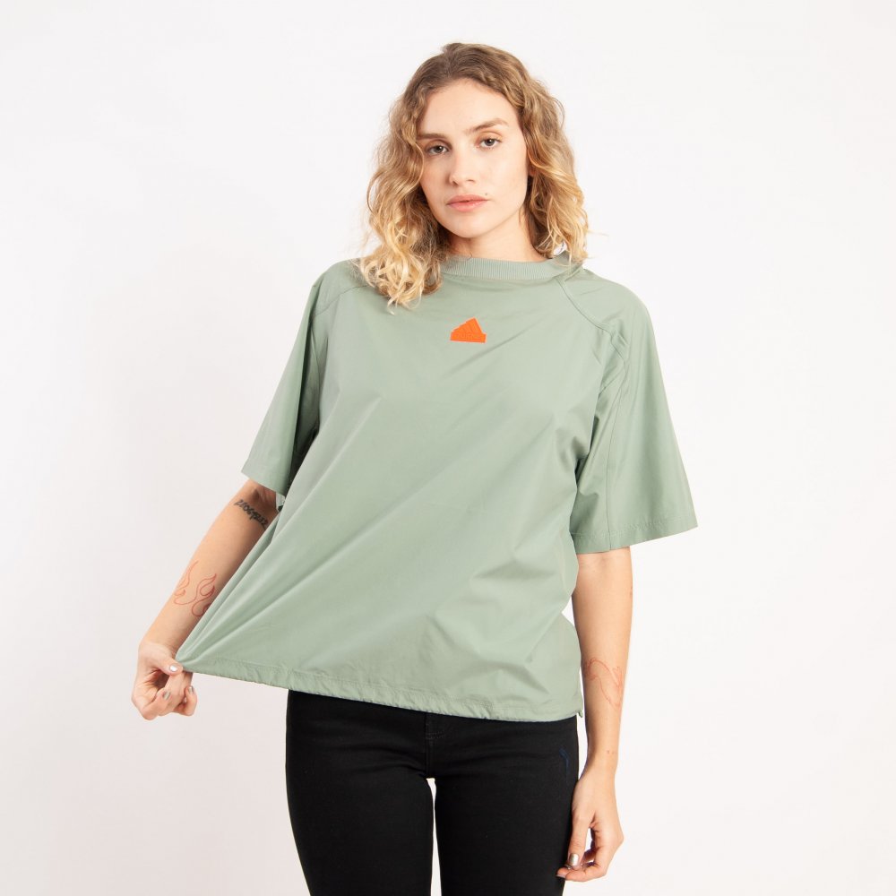 Camiseta Adidas Sportswear City Explorer