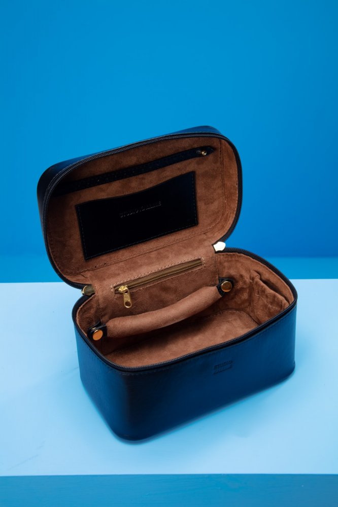 Studio Kalline - Porta Joias de Couro Jewelry Case