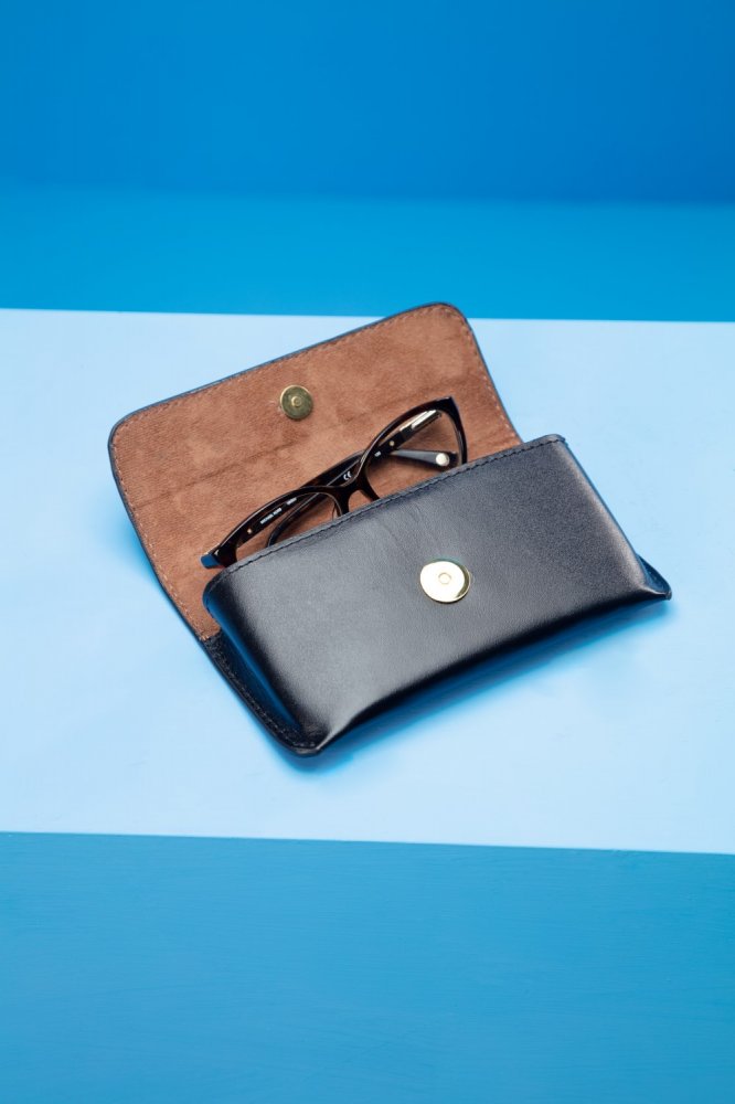 Studio Kalline - Porta Óculos de Couro Sunny Case