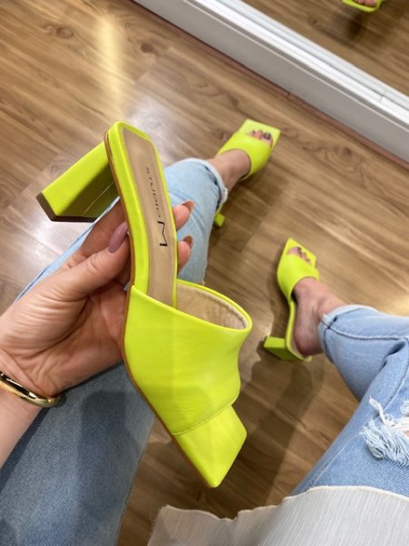 TAMANCO BICO QUADRADO LILLA 499.4704