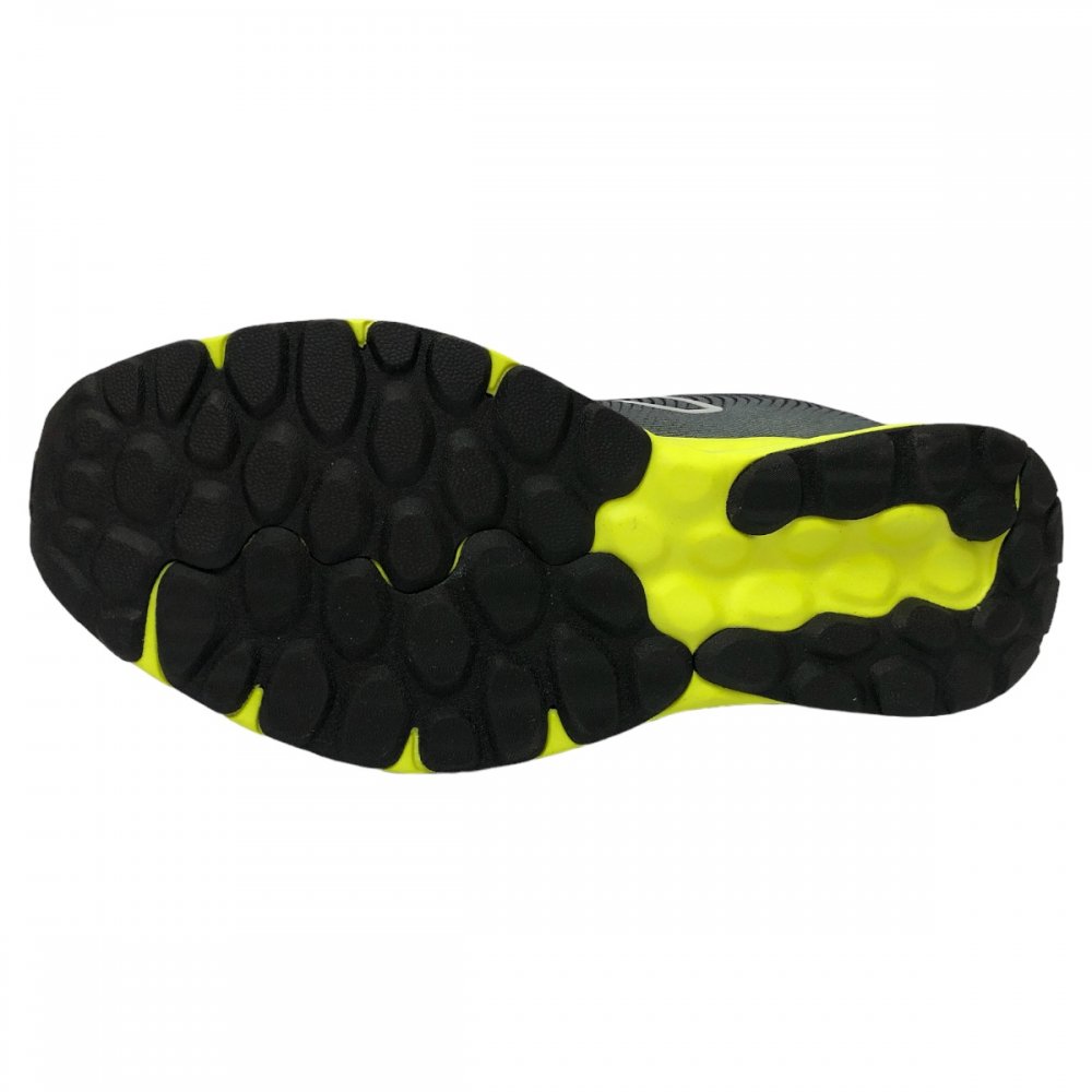 Tênis New Balance M520