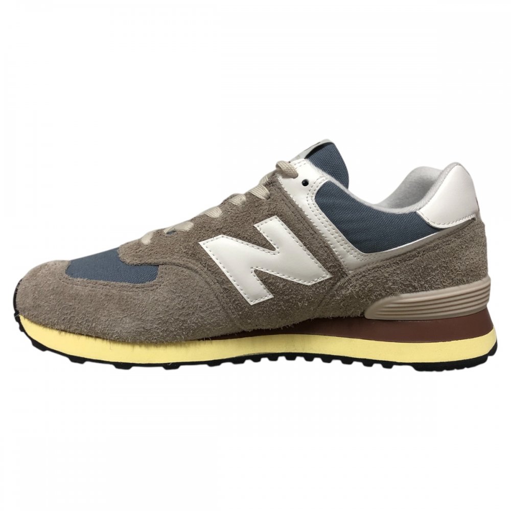 Tênis New Balance U574