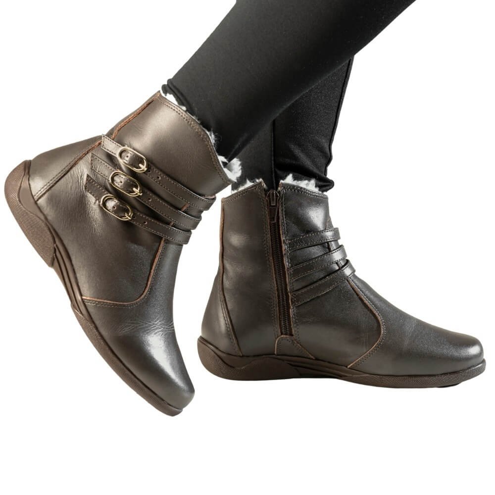 Bota Rasteira Feminina Forrada em Lã Atenas Ref. 102