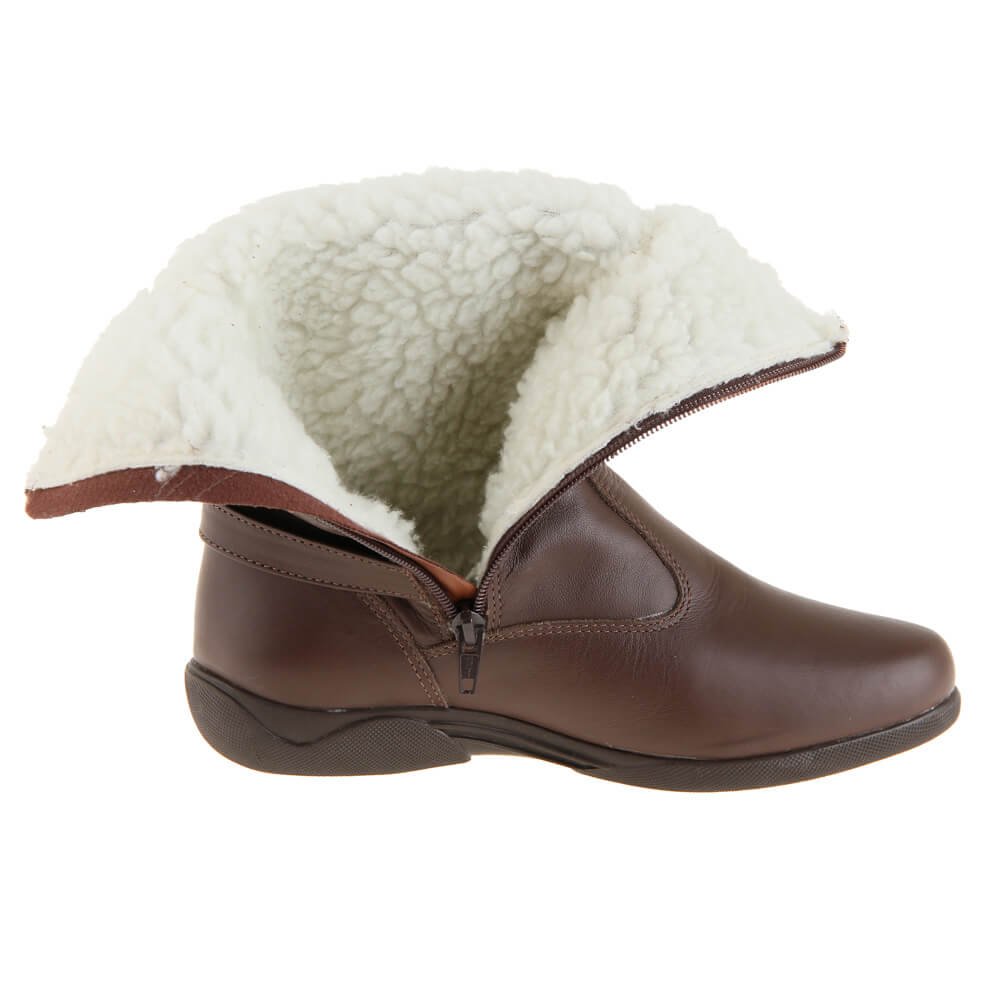 Bota Rasteira Feminina Forrada em Lã Helsinque Ref. 109