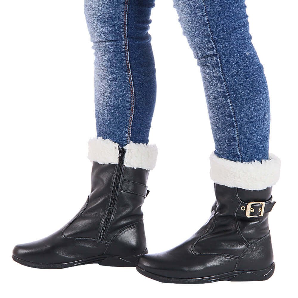 Bota Rasteira Feminina Forrada em Lã Winnipeg Ref. 105