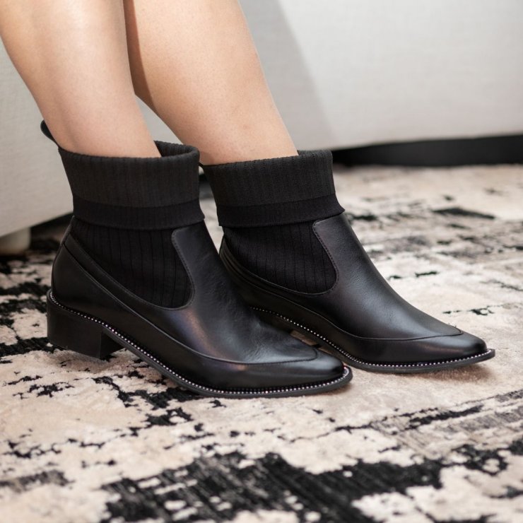 Bota Maithe Cano Médio Couro