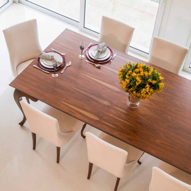 Mesa de Jantar Avi Móveis Luce Madeira Maciça Design Clássico